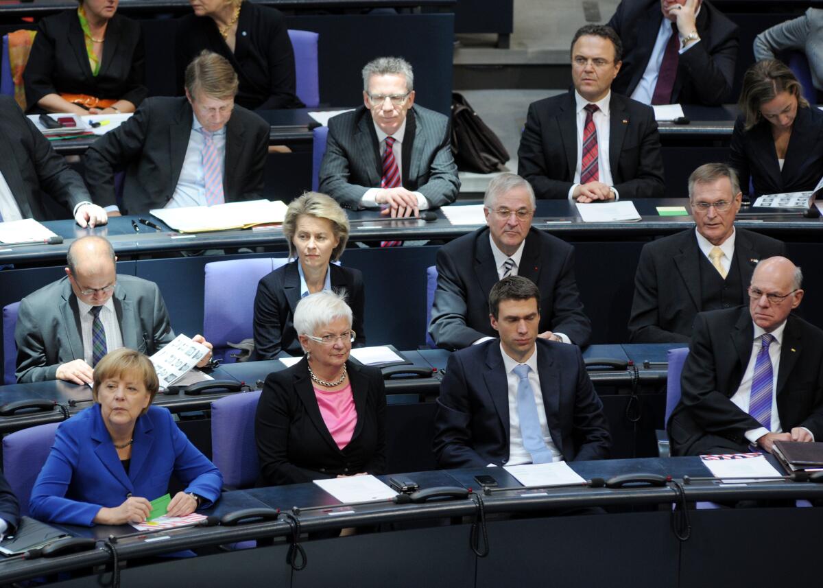 Deutscher Bundestag - Bilddatenbank - Merkel, Angela; Hasselfeldt ...