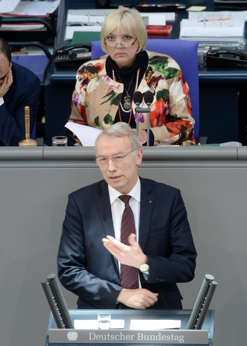 Deutscher Bundestag - Bilddatenbank - Daldrup, Bernhard; Roth, Claudia ...