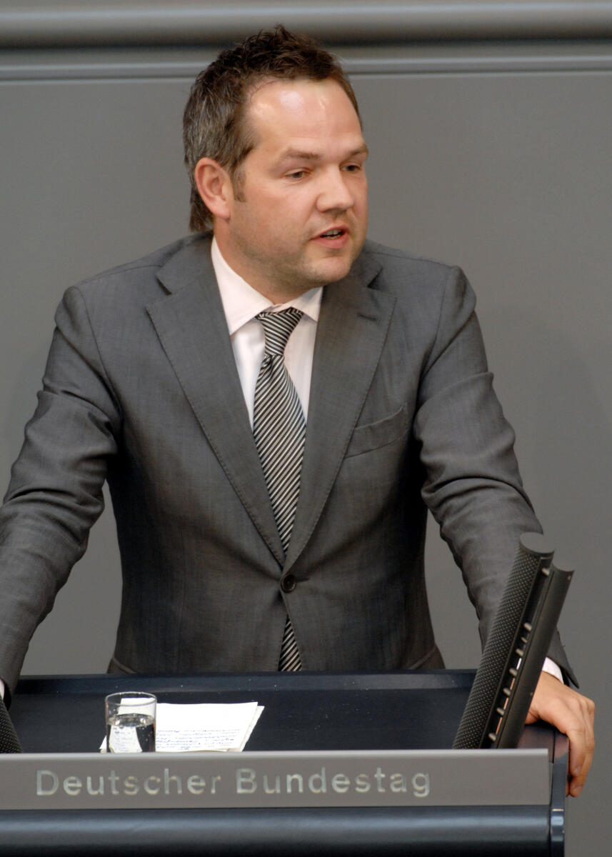 Deutscher Bundestag - Bilddatenbank - Roth, Michael Reichstagsgebäude ...